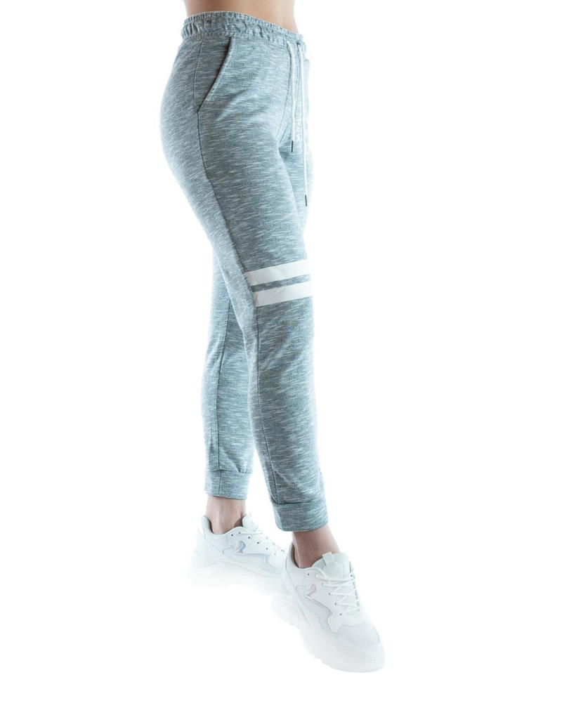 dámske tepláky, melírované sivé, s vreckami, na pravej nohe dva biele ...